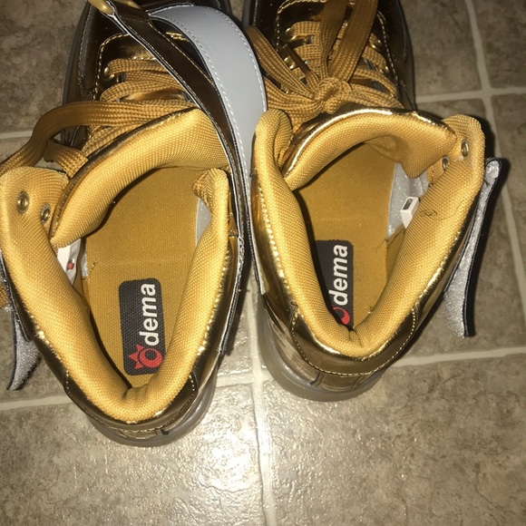 Dema | Shoes | Dema Light Up Sneakers | Poshmark